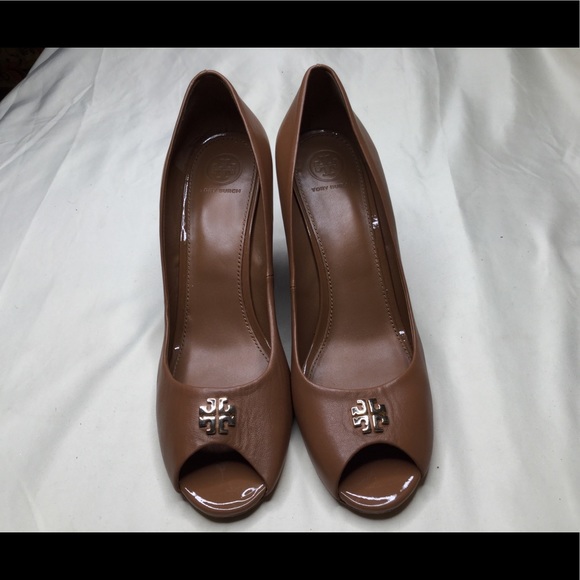Tory Burch | Shoes | Tory Burch Jolie Tan Leather Peep Toe Wedges 5 ...